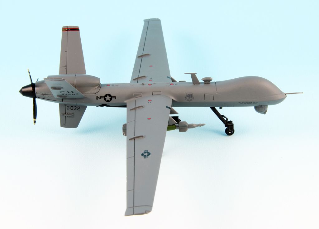 Air Force 1 - General Atomics MQ-9 Reaper UAV, Creech AFB, 1/72 ... Air Force 1 - General Atomics MQ-9 Reaper UAV, Creech AFB, 1/72 ...