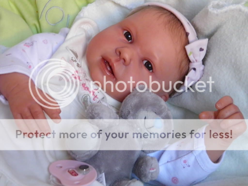 Chantal by Jannie de Lange - DollFan