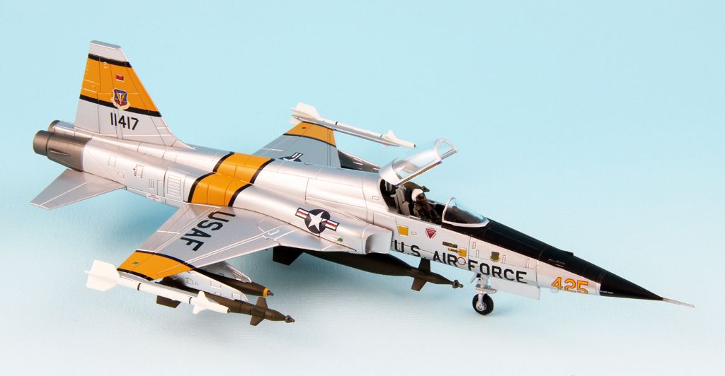 HM Northrop F-5E Tiger II, USAF 58th TFW, #71-1417, Luke AFB (HA3320 ...